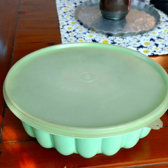 Tupperware | Kitchen | Vintage Tupperware Jello Mold | Poshmark